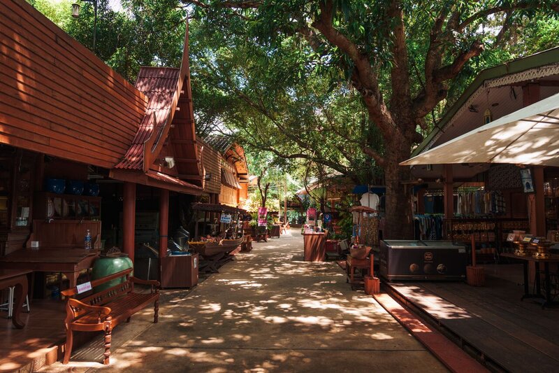 10 Awesome Things to Do in Ang Thong, Thailand for Solo Travelers