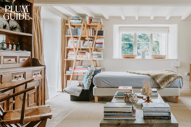 8 BEST Airbnb Alternatives to Use For Your Next Trip