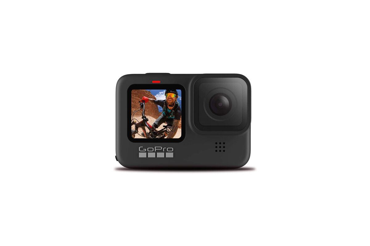 8 Best Cameras For Travel Vlogging to Buy in 2022 - A Guide to Picking ...