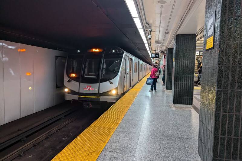 3 Days in Toronto: A Backpacking Itinerary