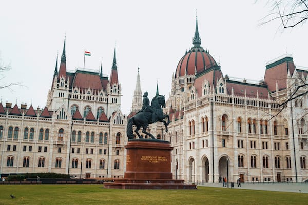 Hungary Travel Guides, Itineraries, and More