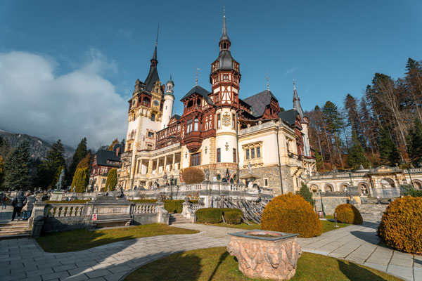 14 Best Things to Do in Bucharest in 2023 - A Complete Guide to ...