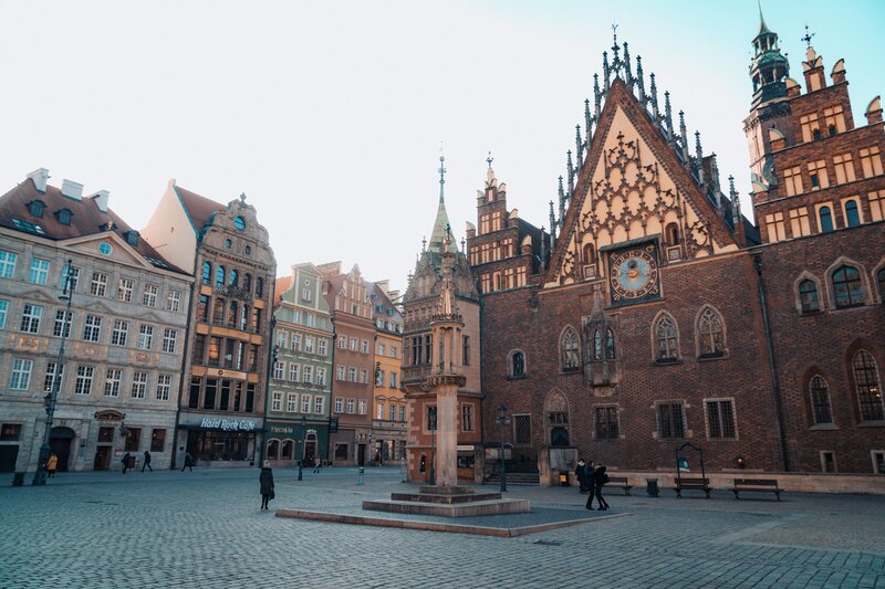 Explore Wrocław: 10 Amazing Things to Do & Places to See