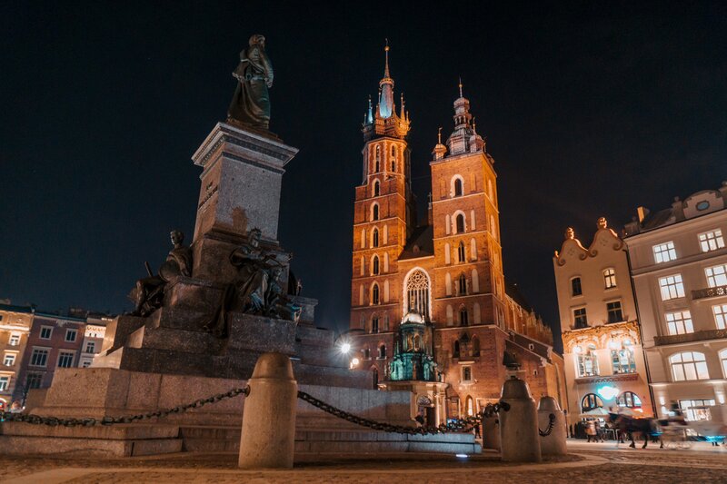 Discover Poland: 10 Must-Visit Places You Shouldn't Miss