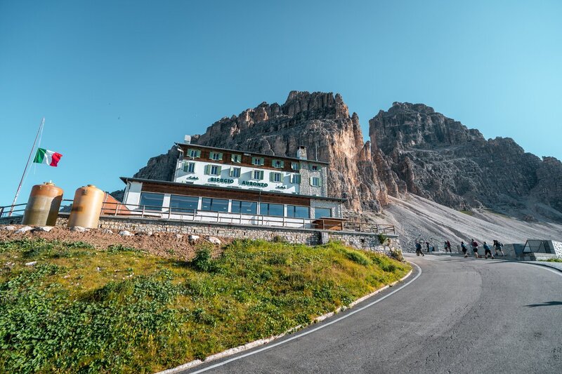 A Complete Hiking Guide to Tre Cime Di Lavaredo