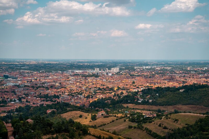 Bologna Bucket List: 10 Awesome Activities You Shouldn't Miss