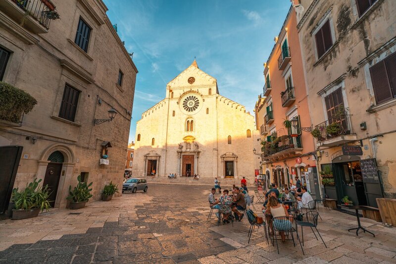 Exploring Bari: 10 Awesome Things to See and Do