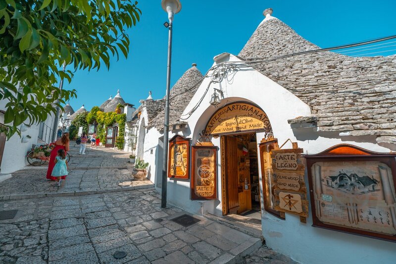 Visit Alberobello: 10 Fantastic Things to Do & Places to See
