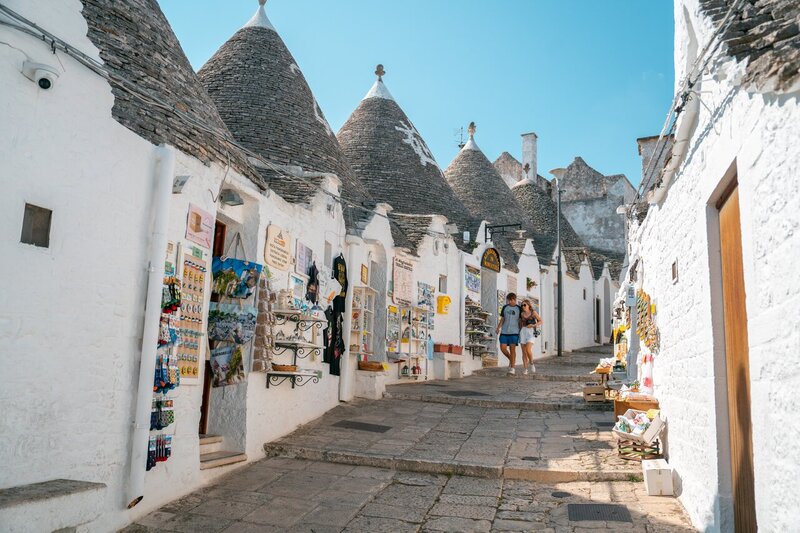 Visit Alberobello: 10 Fantastic Things to Do & Places to See