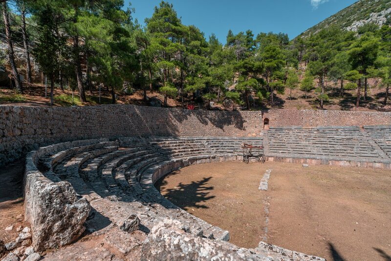 A Complete Guide to Backpacking Delphi