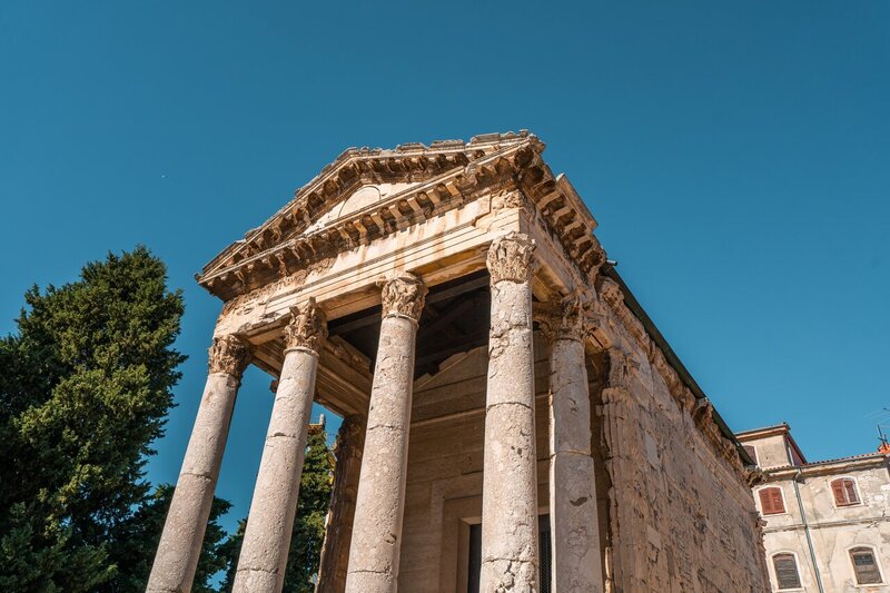 Discover Pula: 10 Awesome Things to See and Do