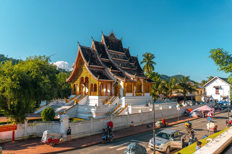 7 Days in Laos: The Ultimate Backpacker's Journey