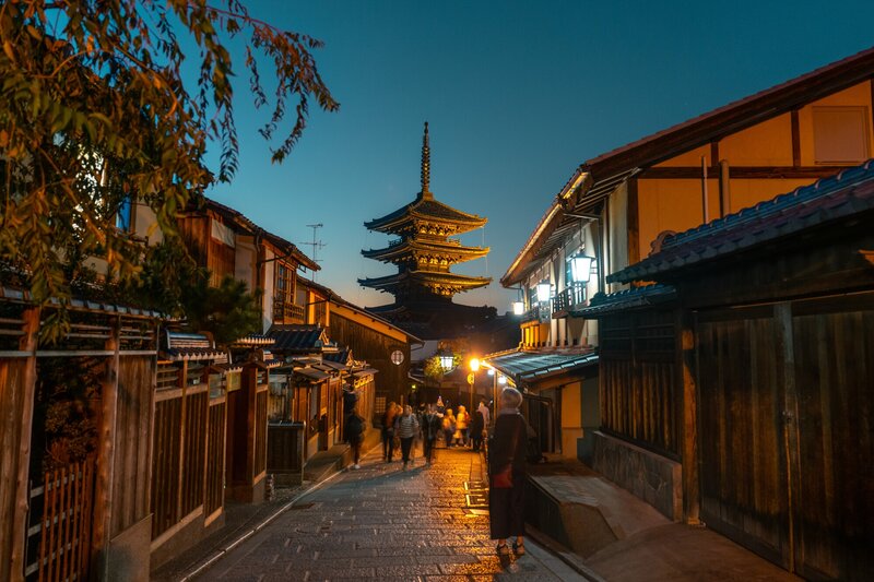 2 Weeks Backpacking Japan Itinerary for Solo Travelers