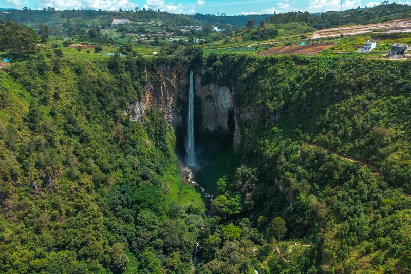 Visiting Berastagi: 10 Incredible Things to Do, and More