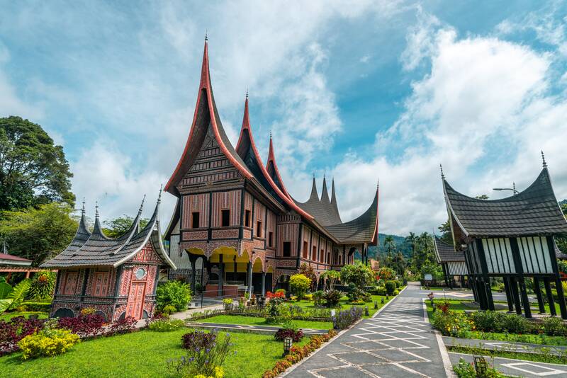 12 Incredible Things to Do in Bukittinggi for Solo Travelers