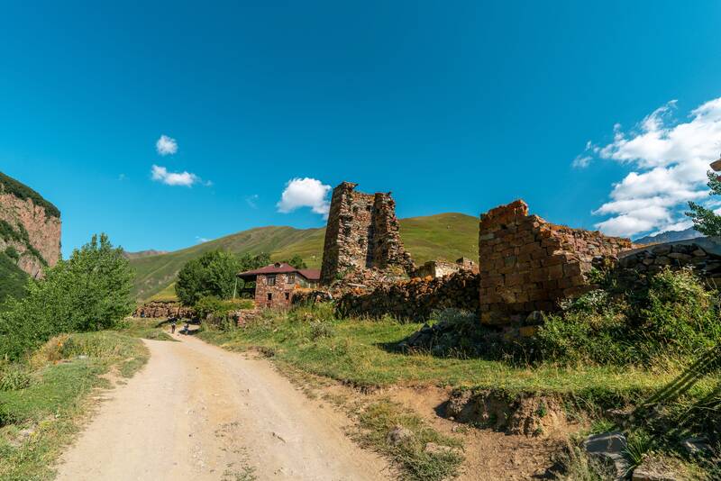 A Complete Hiking Guide to Truso Valley, Kazbegi