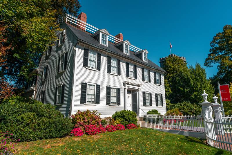 Discover Salem: 10 Highlights You Can't Miss