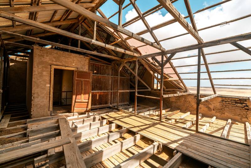 Exploring Kolmanskop: A Complete Guide to Namibia’s Ghost Town