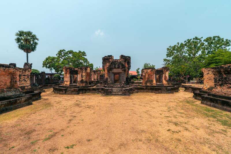 Discover Si Saket: 11 Amazing Things to Do and More