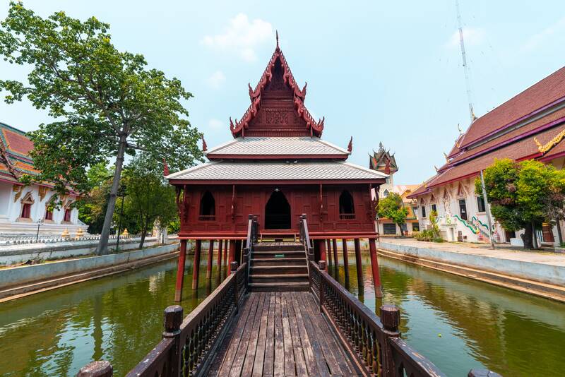 Ubon City Guide: 10 Best Things to Do and More