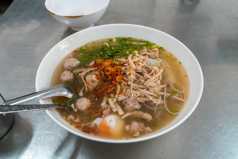 Ubon City Guide: 10 Best Things to Do and More