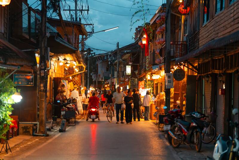 Chiang Khan Travel Guide: 8 Best Things to Do & More