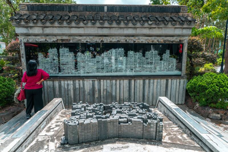 Visiting Hong Kong: 12 Awesome Things to Do & More