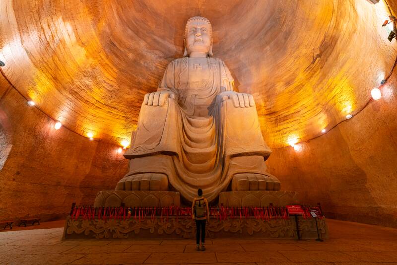 Exploring Leshan Giant Buddha: A Complete Travel Guide