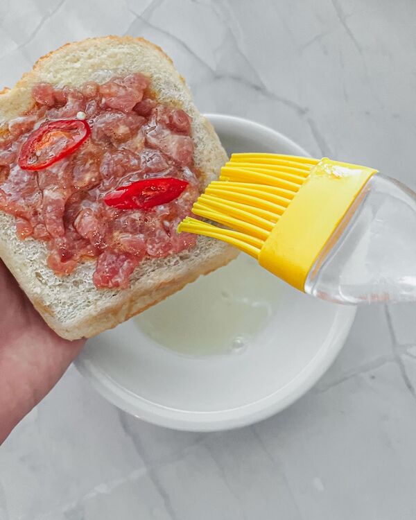 Thai Fried Pork Toast (Kanom Pang Na Moo) Recipe