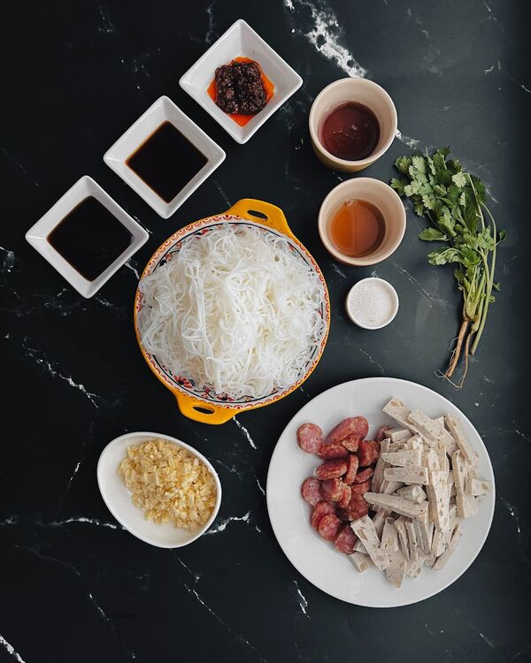 Northern Thai Stir Fried Fermented Rice Noodle (Pad Mee/Pad Khanom Chin ...