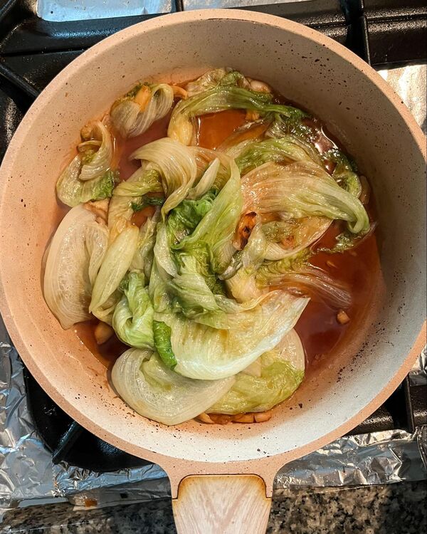 Thai Iceberg Lettuce Stir-Fry with Oyster Sauce Recipe